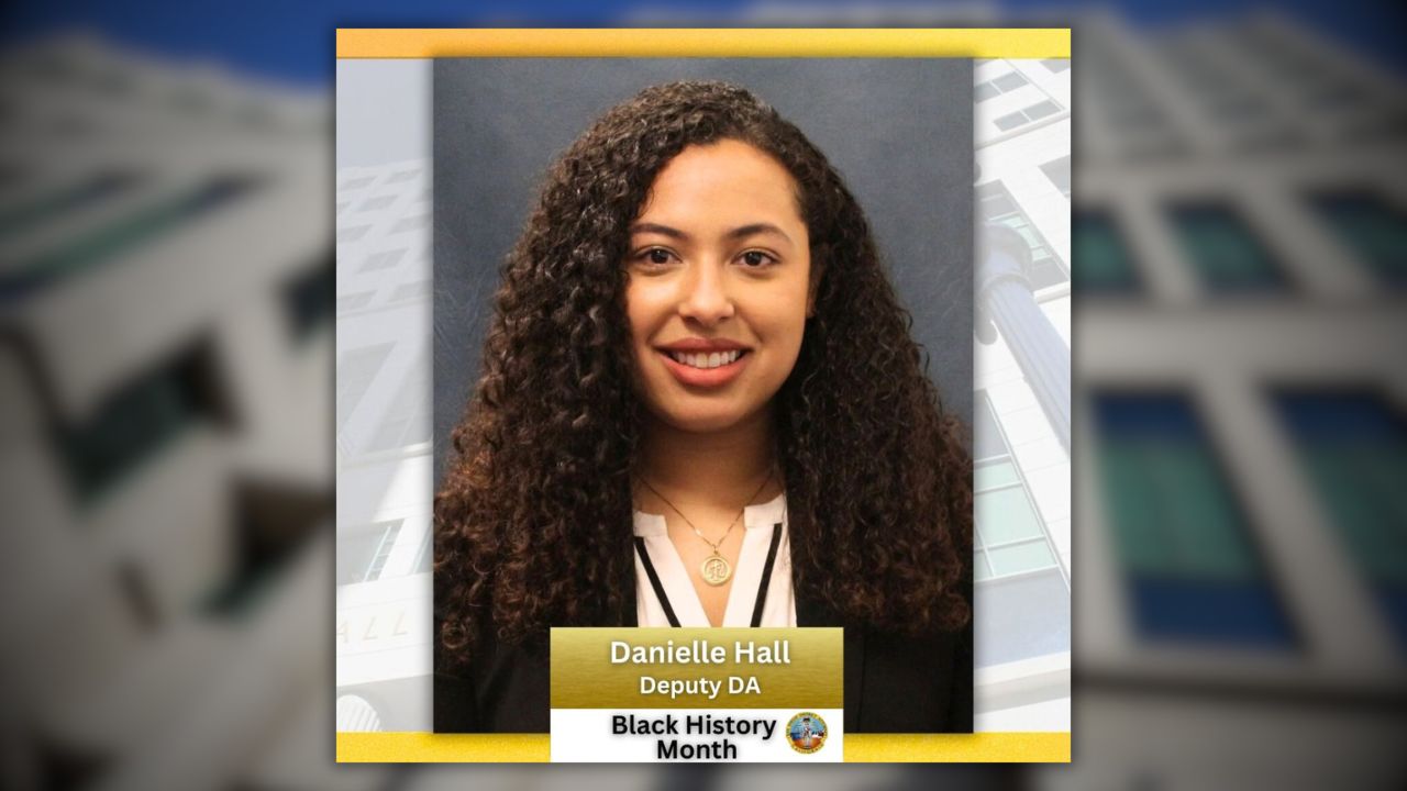 Conoce a la Fiscal Auxiliar Danielle Hall - DA NewsCenter